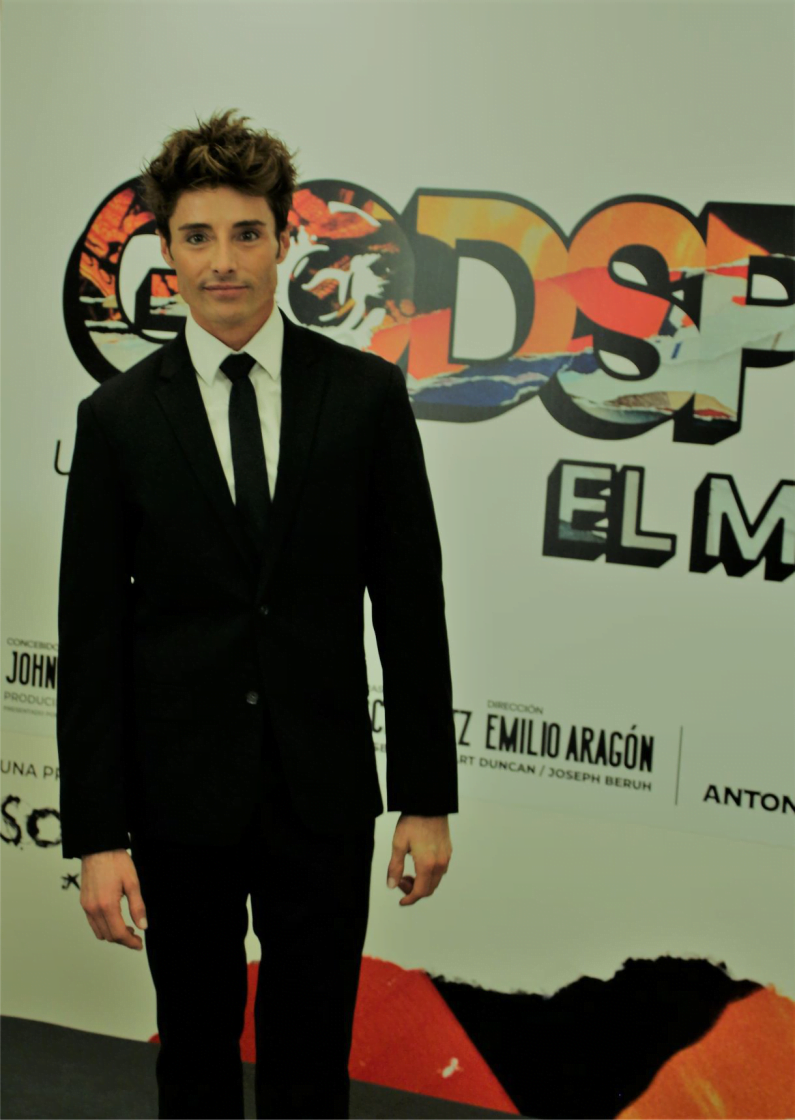El actor español Aaron Cobos dejó una parte de su cuerpo en México - El ...
